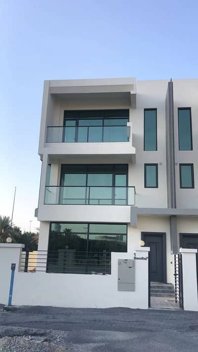 Brand New | 4BR+Maids| Big Layout | Inbuilt Lift - PropertyDigger.com
