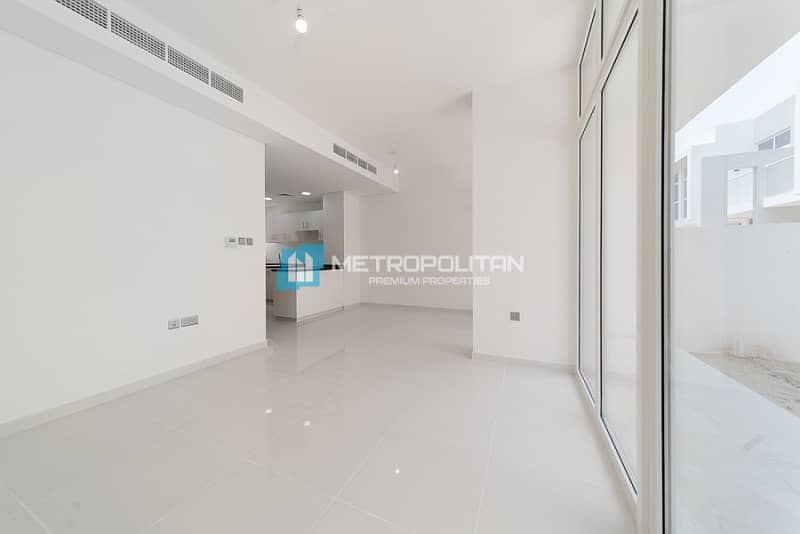 Middle Unit | Ready to Move-in| Best Priced | Bayut.com