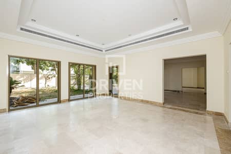 Luxury Villa | Cornet Unit W/ Large Plot - PropertyDigger.com