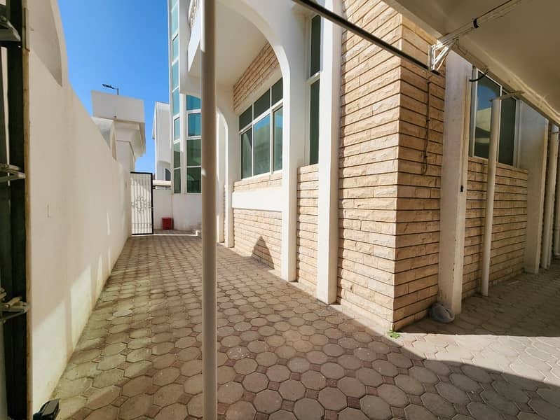 Make Your Living The Best | Spacious Layout|Majlis | Bayut.com