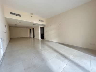 HUGE 2 BHK || LAST UNIT AVAILABLE || AMAZING LAYOUT || - PropertyDigger.com