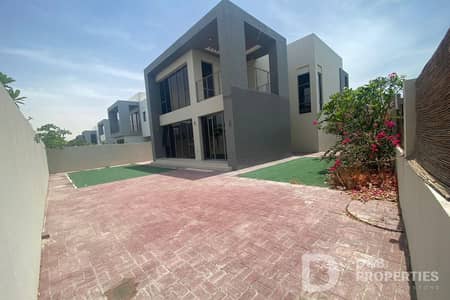 Vacant | Corner Unit | Price Negotiable | Bayut.com