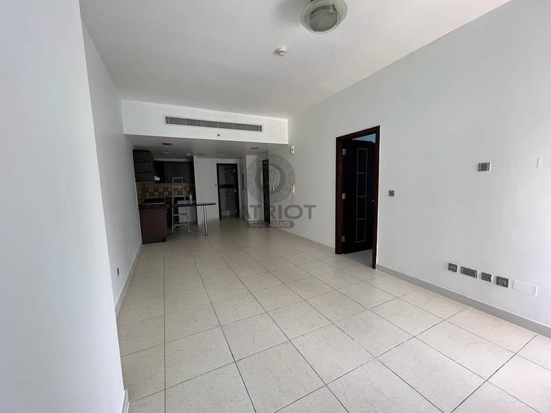 Jumeirah Lake Towers (JLT)，JLT Cluster D，Indigo Tower 1 卧室 77000 AED ...