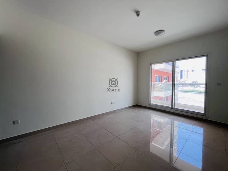 Jumeirah Village Circle JVC JVC District 10 Royal JVC Building 35000