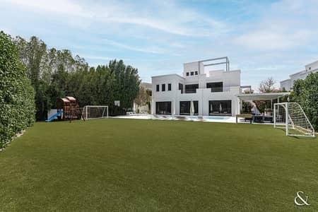 Fully Upgraded | Large Plot | Extended - PropertyDigger.com