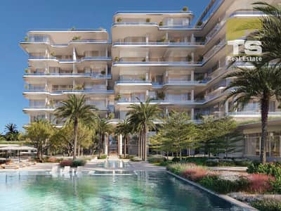 Low Floor Duplex | Garden, Beach, City Sky line view | Beachfront ...