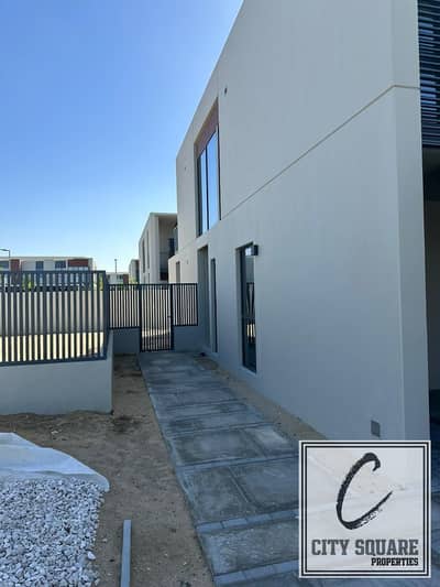 Corner unit Large plot , handover on December 26th | Bayut.com