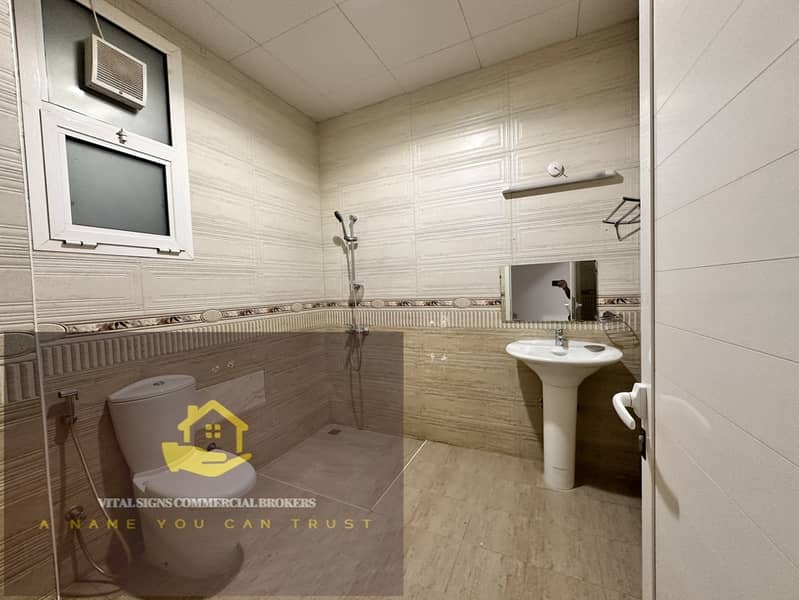 Huge villa 10 Bedrooms hall majlis maid room in Madinat Al Riyad ...