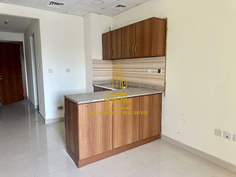 DEIRA FRIJ MURAR CENTRALIZED A/C STUDIO FLAT AVAILABLE WITH BALCONY ...