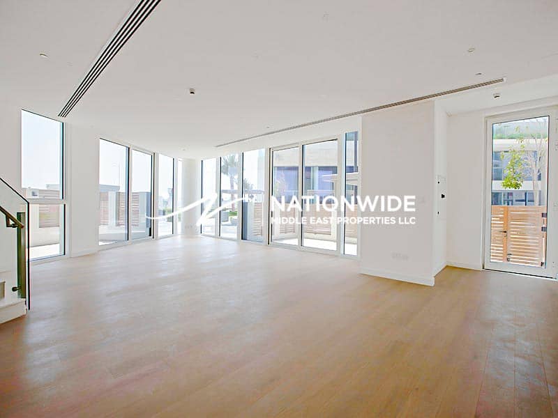 Amazing 2BR | Stylish Layout| Top Facilities | Bayut.com