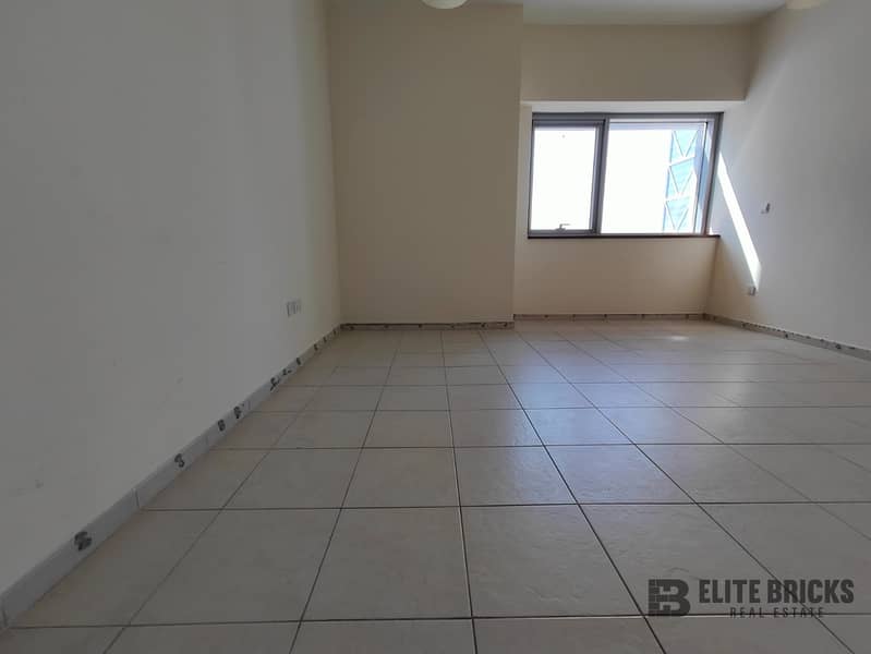 VACANT & SPACIOUS | LARGE LAYOUT | PRIME LOCATION! | Bayut.com