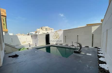 Own a deluxe villa for sale Ajman, Al Rawda 1 area Land area 4300 ...