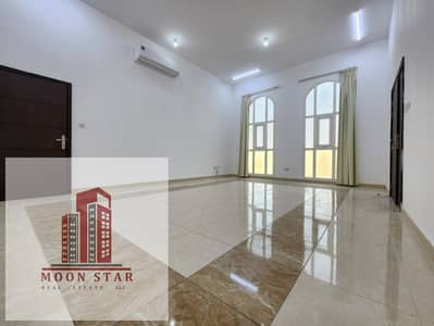 Lavish Studio With Separate Kitchen And Huge Sunny Sunlight Windows ...