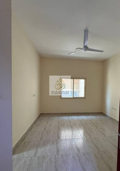 A room and a living room with a balcony in the Al-Alia area, close to ...