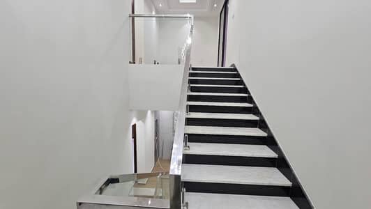 Luxury villa for sale at the highest level of finishing, area of 3014 ...