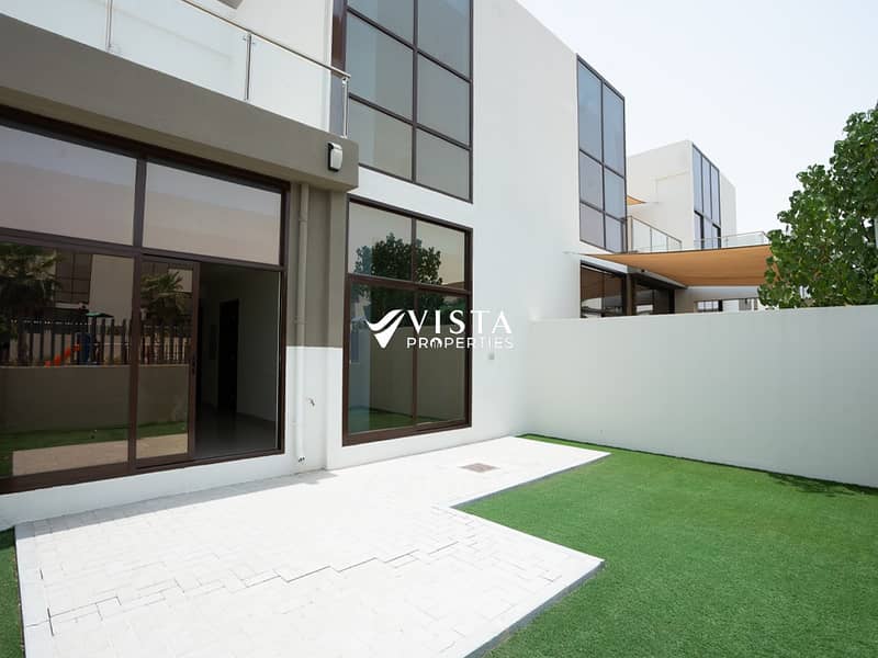 4 bedroom +maidsroom || Middle Unit || Family Living | Bayut.com