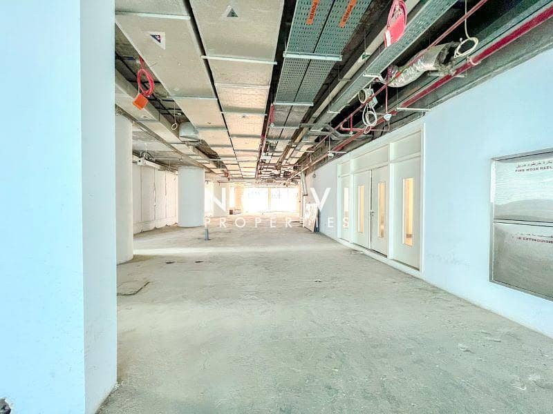 360 View of Dubai Skyline | Shell and Core | Bayut.com