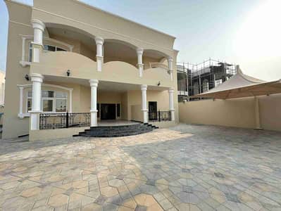 An amazing one-bedroom room with a balcony in Riyadh, Villa Al Amimi 22 ...