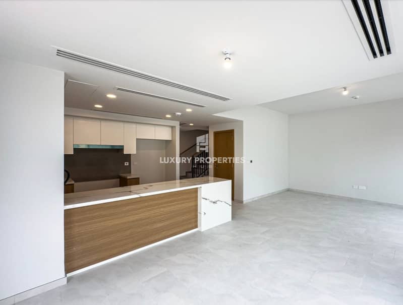 Corner | Single Row | Opp Pool and Park | Bayut.com