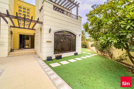 Huge Corner Plot | 4BR Townhouse | Single Row | Bayut.com