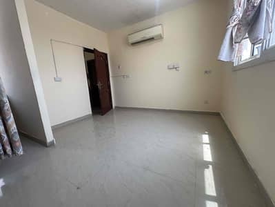 AWESOME 1BHK WITH SEPARATE KITCHEN SEPARATE WASHROOM AVAILABLE PRIME LOCATION IN MBZ CITY ...