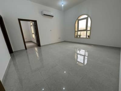 LUXURY NICE 1 BHK WITH SEPARATE HUGE KITCHEN SEPARATE WASHROOM AVAILABLE PRIME LOCATION IN MBZ ...