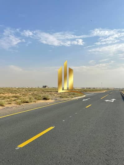 For sale land in Sharjah, Al-Sajaa area, Al-Hanoo Al-Jalil The area of ...