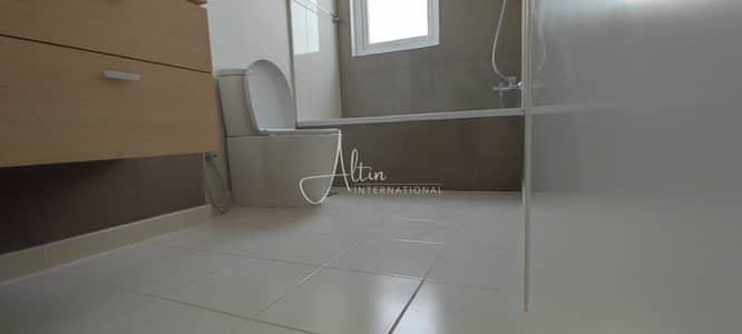 Biggest Layout | 6 Bedrooms+Maid's Room | | Bayut.com