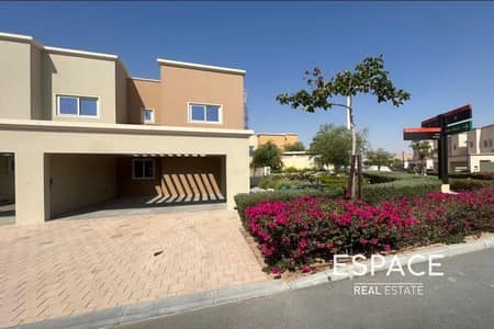 Vacant | Large Plot | Corner Unit | Bayut.com