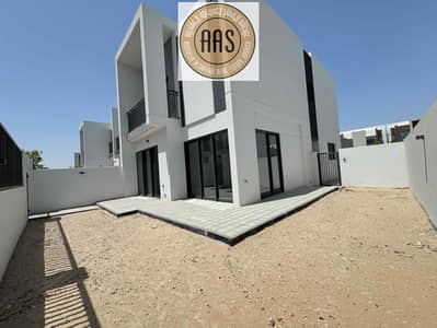 Hot Property Brand New Ready To Move 4BR Townhouse Villa For Rent in La ...