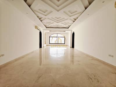 Spacious 5 Br Villa // Neat & Clean // Big Hall // Servent room ...
