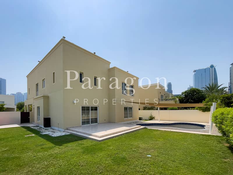 Immaculate 4 Bed | Private Pool | Corner Plot | Bayut.com