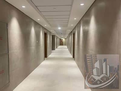 Apartment for the first resident, two rooms, two halls, and 4 bathrooms ...