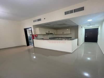 Nice Layout | Semi-Closed Kitchen l Open View of Al Khail road | Bayut.com