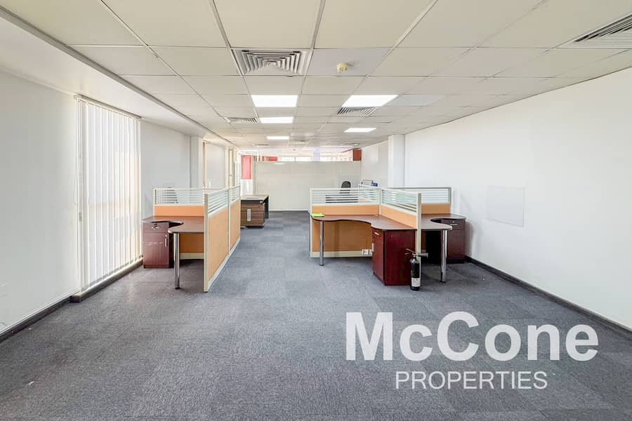 Well Maintained | Vacant | Low Floor | Bayut.com