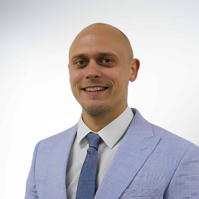 Tom Cripps from Marc Williams International Real Estate - 2 properties ...