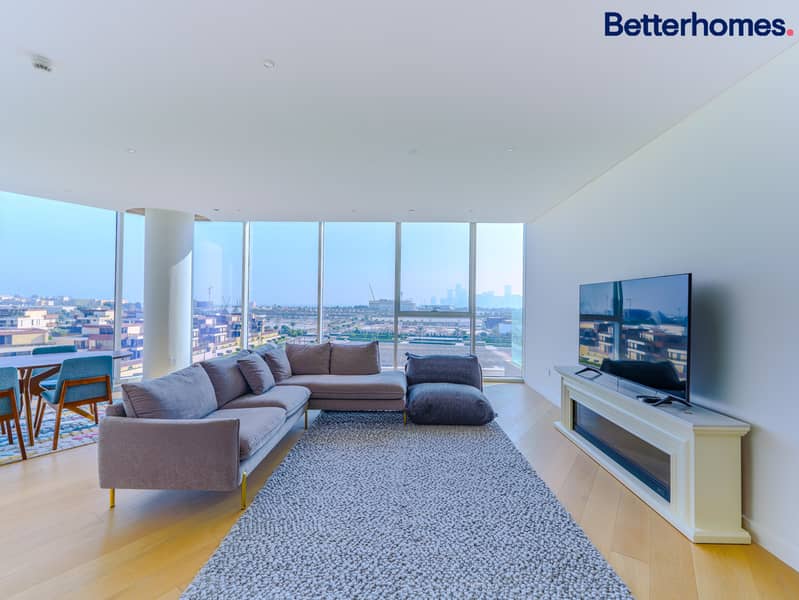 Lively | Spacious Corner Unit | Prime Location | Bayut.com