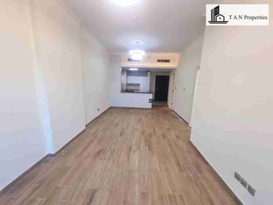 Specious flat/luxury living/prime location | Bayut.com