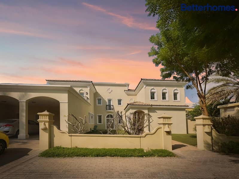 BIGGEST CORNER PLOT | Type 19 | 7 Bedrooms | Bayut.com