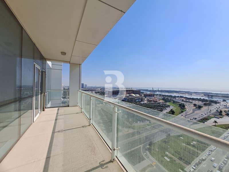Huge Balcony | Awesome View | Prime Area | Bayut.com