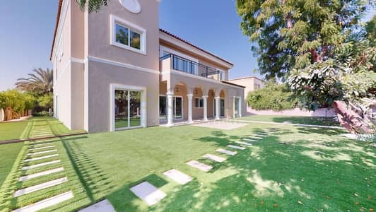 Corner|Vacant|Upgraded|Private|Well Maintained | Bayut.com