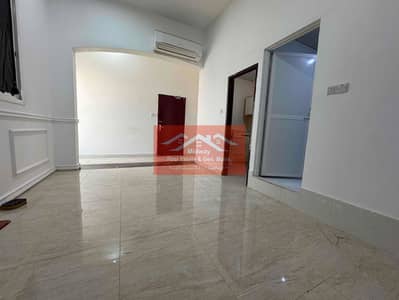 VIP SPECIOUS VERY BIG STUDIO APARTMENT AVAILABLE WITH SEPARATE KITCHEN AND SEPARATE WASHROOM IN ...
