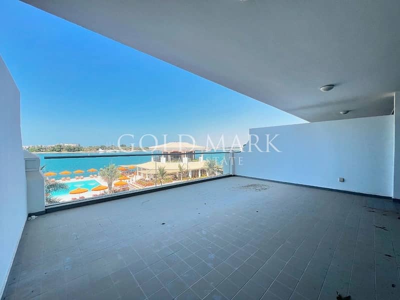 Extended Balcony | Full Sea View | Beach Side | Bayut.com