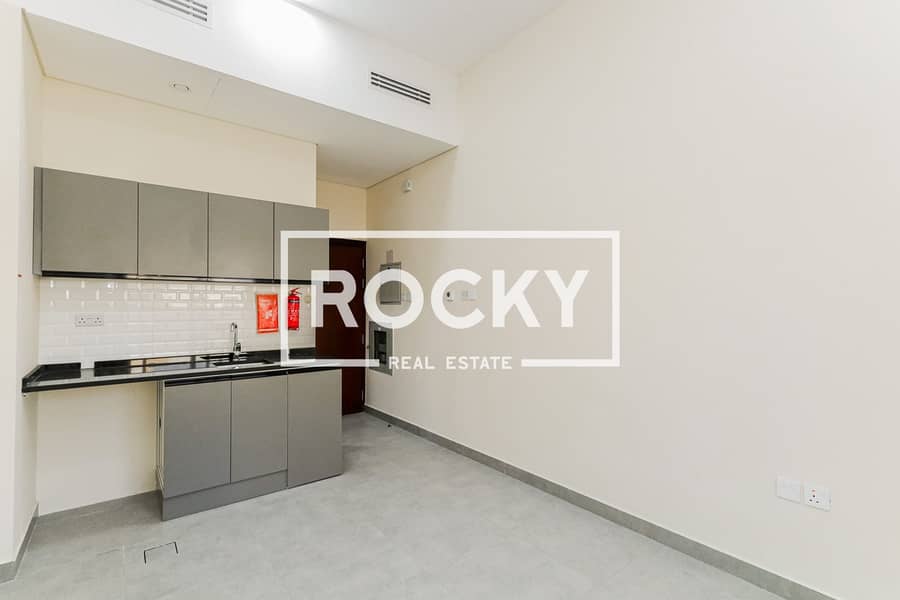 Cozy Central A/C Studios for Family & Executives near ADCB Metro ...