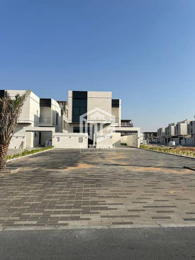 🔔 For sale with an elegant modern design || Very large setback and ...