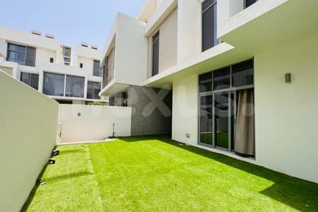 4 Bedroom Townhouses for Sale in The Pulse Beachfront 2 | Bayut.com