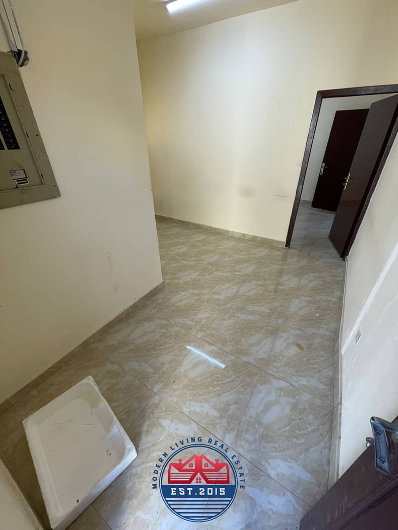 PRIVATE ENTRANCE CHEAPEST 1 BEDROOMS HALL 2000 MONTHLY WALKING DISTANCE ...