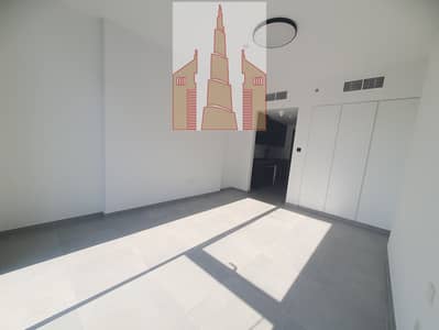 Spacious and very nice studio apartment with all facilities in Al Jada ...