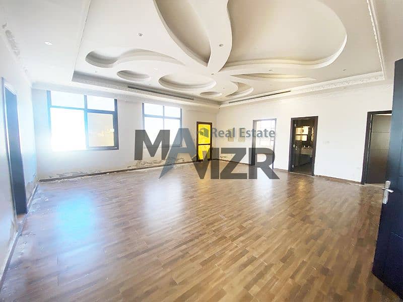 Luxury villa | Driver's Room | 3 Spacious Halls | Bayut.com