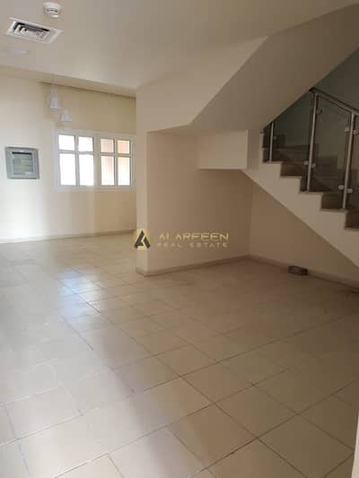 Luxurious 4BR | Prime location| Spacious Layout | Bayut.com